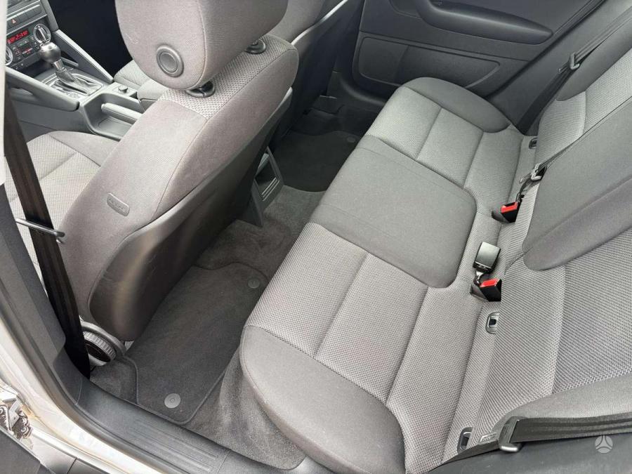 Pelēks Audi A3 2012 Jurbarkas, ar dzinēja tilpumu 1.20 L un nobraukumu 151 tūkst. km par 5500 €, foto 21 vietnē AUTOMOTO.COM.LV