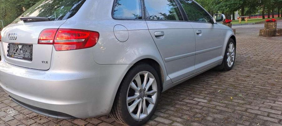 Pelēks Audi A3 2012 Klaipėda, ar dzinēja tilpumu 1.60 L un nobraukumu 240 tūkst. km par 4700 €, foto 7 vietnē AUTOMOTO.COM.LV