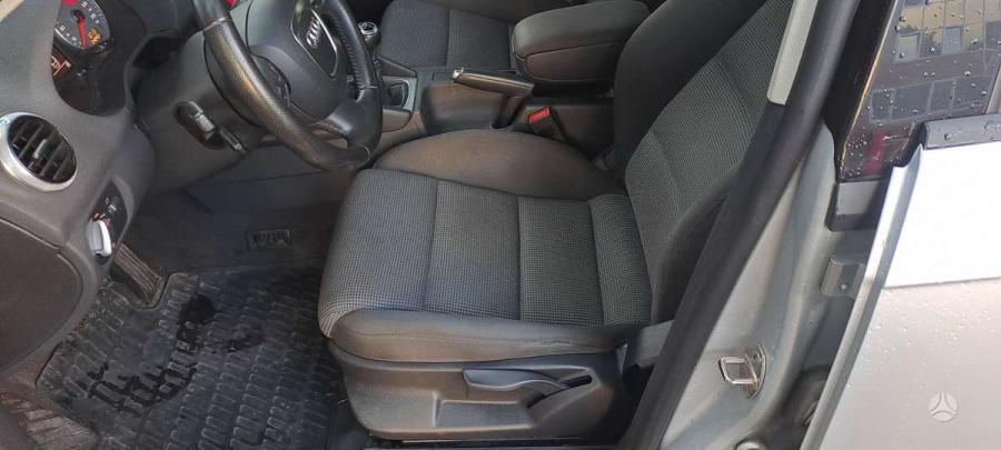 Pelēks Audi A3 2012 Klaipėda, ar dzinēja tilpumu 1.60 L un nobraukumu 240 tūkst. km par 4700 €, foto 13 vietnē AUTOMOTO.COM.LV