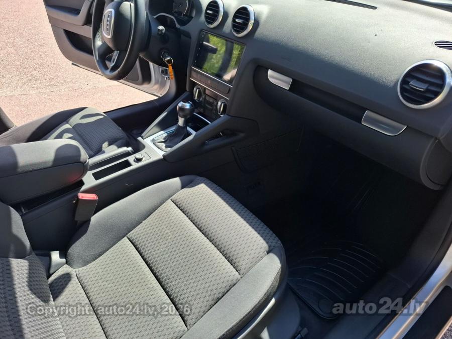Grey Audi A3 2012 in Tallinn, with an engine capacity of 1.40 L and mileage of 150 thousand km for 8900 €, photo 7 on AUTOMOTO.COM.LV