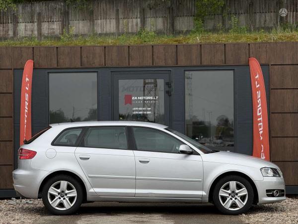 Pelēks Audi A3 2012 Viļņa, ar dzinēja tilpumu 1.60 L un nobraukumu 294 tūkst. km par 5400 €, foto 4 vietnē AUTOMOTO.COM.LV