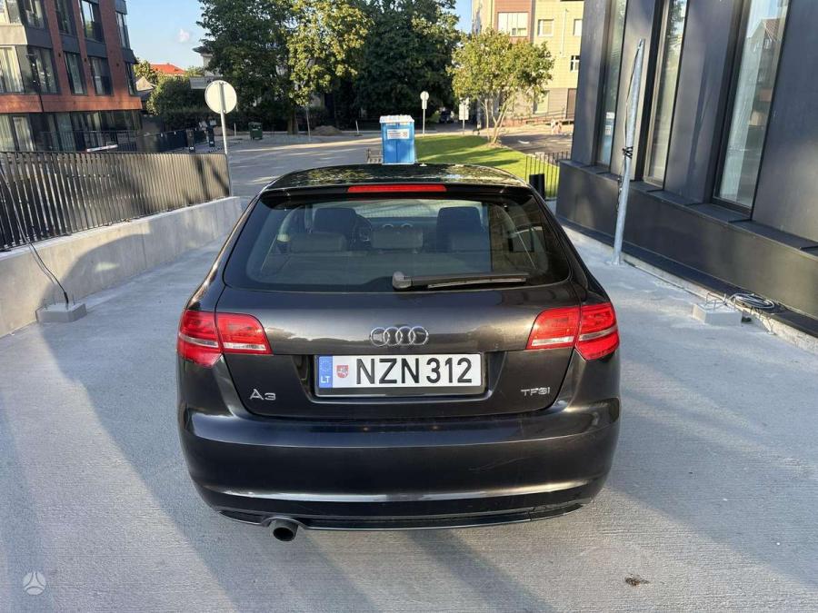 Pelēks Audi A3 2012 Kauņa, ar dzinēja tilpumu 1.20 L un nobraukumu 232 tūkst. km par 5880 €, foto 6 vietnē AUTOMOTO.COM.LV