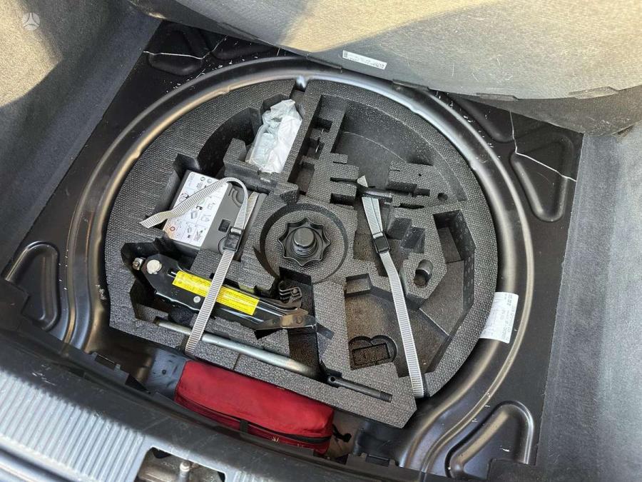 Pelēks Audi A3 2012 Kauņa, ar dzinēja tilpumu 1.20 L un nobraukumu 232 tūkst. km par 5880 €, foto 33 vietnē AUTOMOTO.COM.LV
