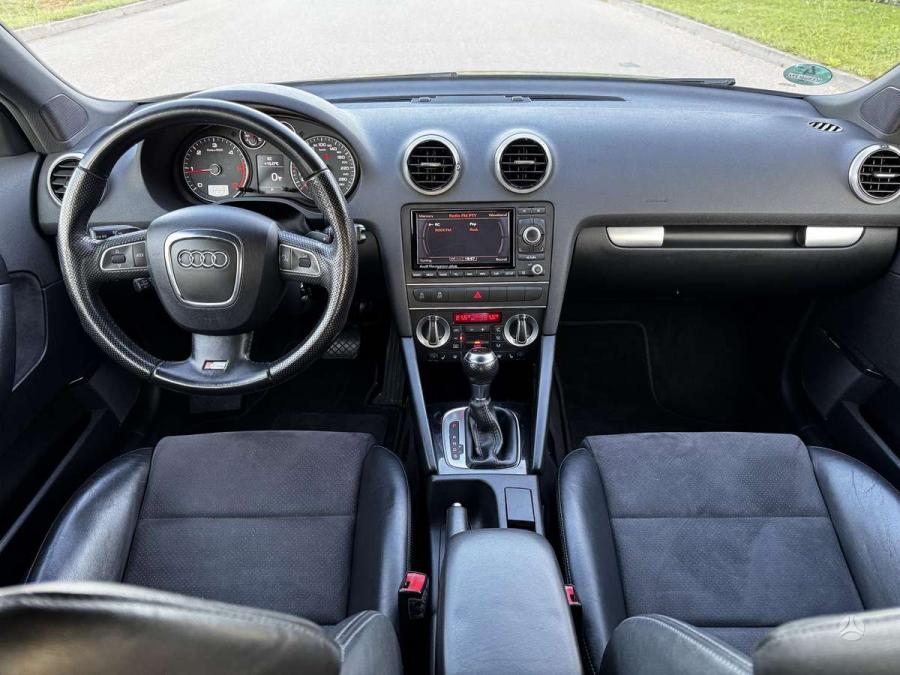 Grey Audi A3 2012 in Vilnius, with an engine capacity of 1.60 L and mileage of 286 thousand km for 6600 €, photo 6 on AUTOMOTO.COM.LV