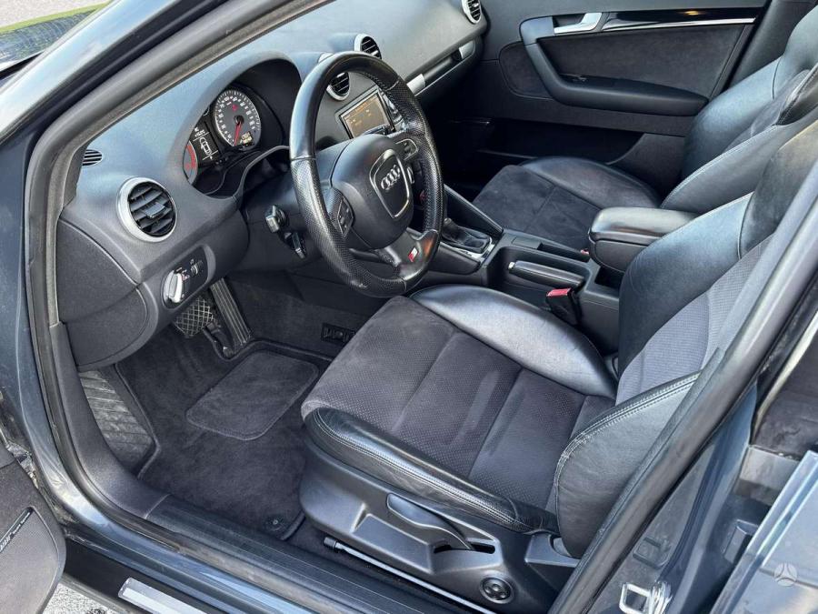 Grey Audi A3 2012 in Vilnius, with an engine capacity of 1.60 L and mileage of 286 thousand km for 6600 €, photo 8 on AUTOMOTO.COM.LV