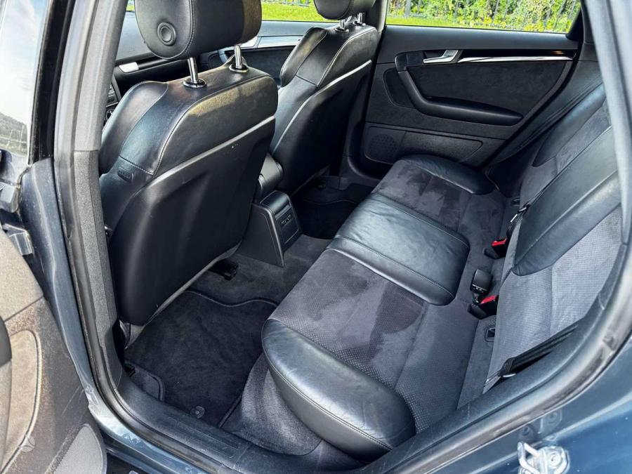 Grey Audi A3 2012 in Vilnius, with an engine capacity of 1.60 L and mileage of 286 thousand km for 6600 €, photo 9 on AUTOMOTO.COM.LV