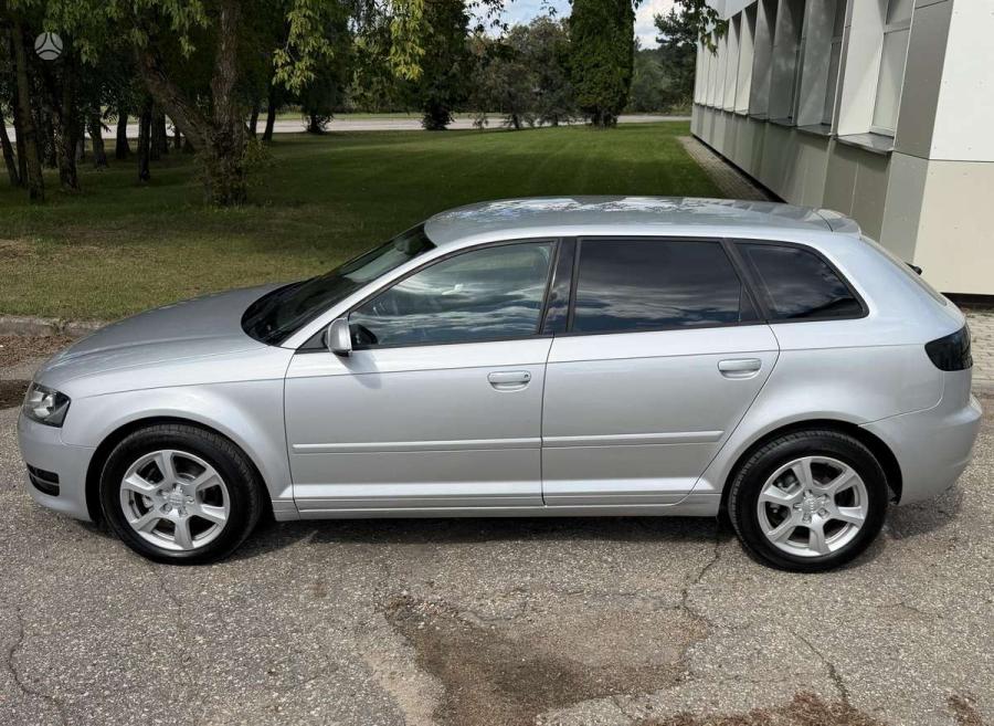 Pelēks Audi A3 2012 Utena, ar dzinēja tilpumu 1.60 L un nobraukumu 239 tūkst. km par 4490 €, foto 14 vietnē AUTOMOTO.COM.LV