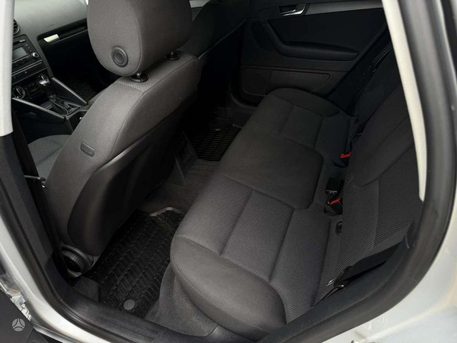 Pelēks Audi A3 2012 Utena, ar dzinēja tilpumu 1.60 L un nobraukumu 239 tūkst. km par 4490 €, foto 22 vietnē AUTOMOTO.COM.LV