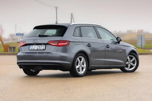 Pelēks Audi A3 2013 Jelgava, ar dzinēja tilpumu 1.40 L un nobraukumu 219 tūkst. km par 5500 €, foto 5 vietnē AUTOMOTO.COM.LV