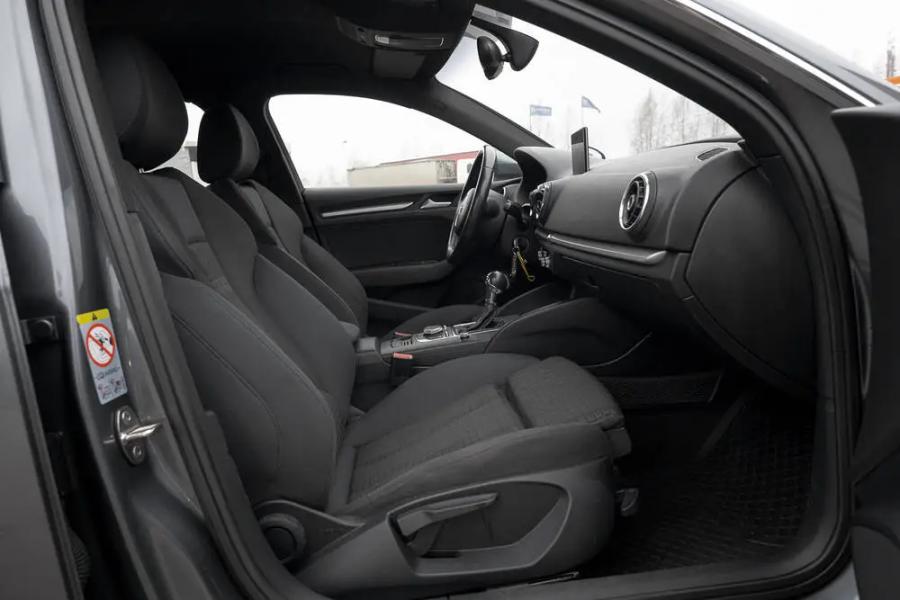 Grey Audi A3 2013 in Jelgava, with an engine capacity of 1.40 L and mileage of 219 thousand km for 5500 €, photo 15 on AUTOMOTO.COM.LV