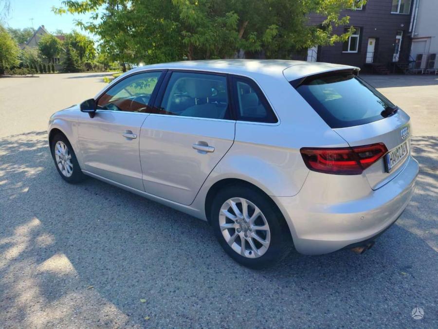 Pelēks Audi A3 2013 Marijampole, ar dzinēja tilpumu 1.40 L un nobraukumu 108 tūkst. km par 8200 €, foto 4 vietnē AUTOMOTO.COM.LV