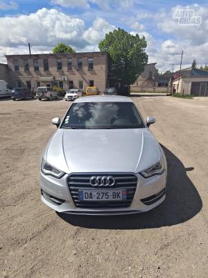 Grey Audi A3 2013 in Utena, with an engine capacity of 2.00 L and mileage of 283 thousand km for 6400 €, photo 3 on AUTOMOTO.COM.LV