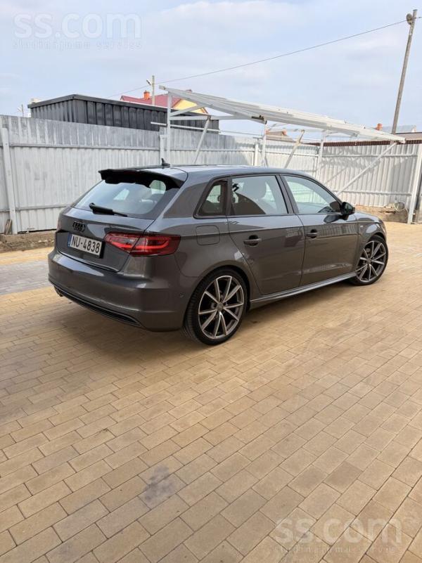 Pelēks Audi A3 2014 Daugavpils, ar dzinēja tilpumu 2.00 L un nobraukumu 180 tūkst. km par 12900 €, foto 2 vietnē AUTOMOTO.COM.LV