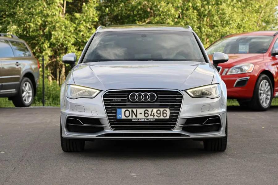 Pelēks Audi A3 2014 Jelgava, ar dzinēja tilpumu 1.40 L un nobraukumu 263 tūkst. km par 9990 €, foto 3 vietnē AUTOMOTO.COM.LV