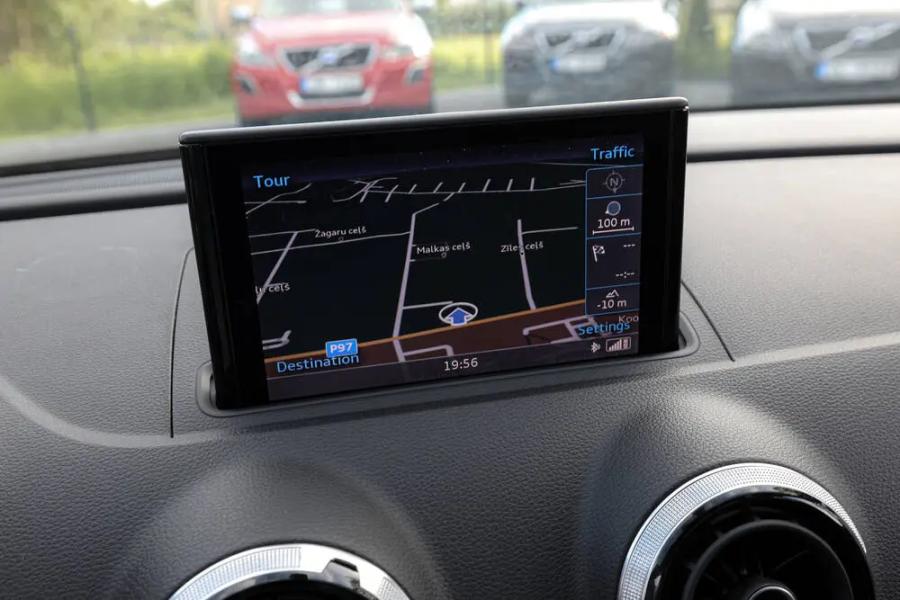 Pelēks Audi A3 2014 Jelgava, ar dzinēja tilpumu 1.40 L un nobraukumu 263 tūkst. km par 9990 €, foto 19 vietnē AUTOMOTO.COM.LV