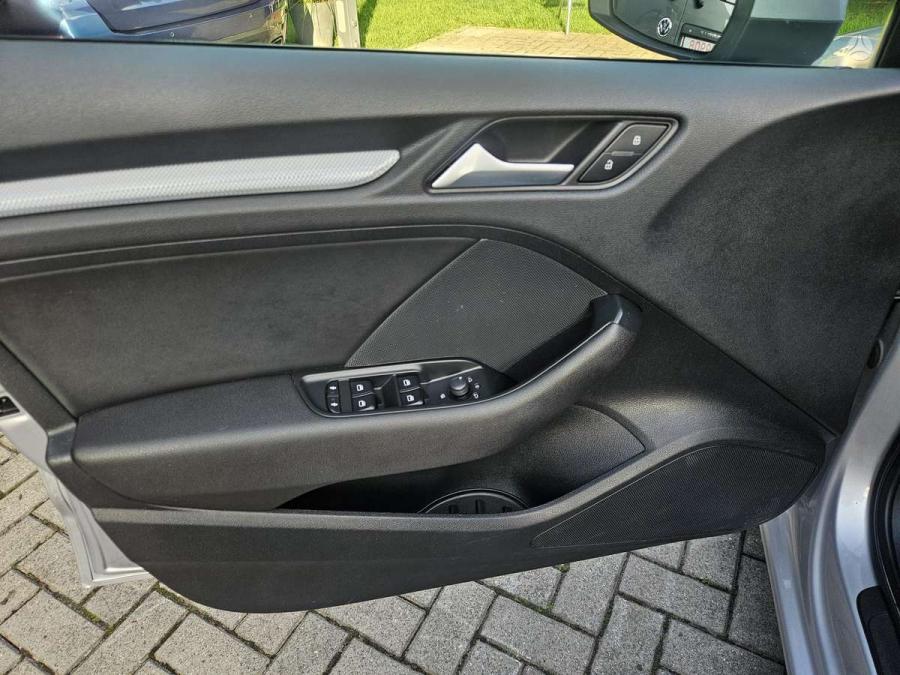Grey Audi A3 2014 in Radviliskis, with an engine capacity of 1.60 L and mileage of 250 thousand km for 7300 €, photo 21 on AUTOMOTO.COM.LV