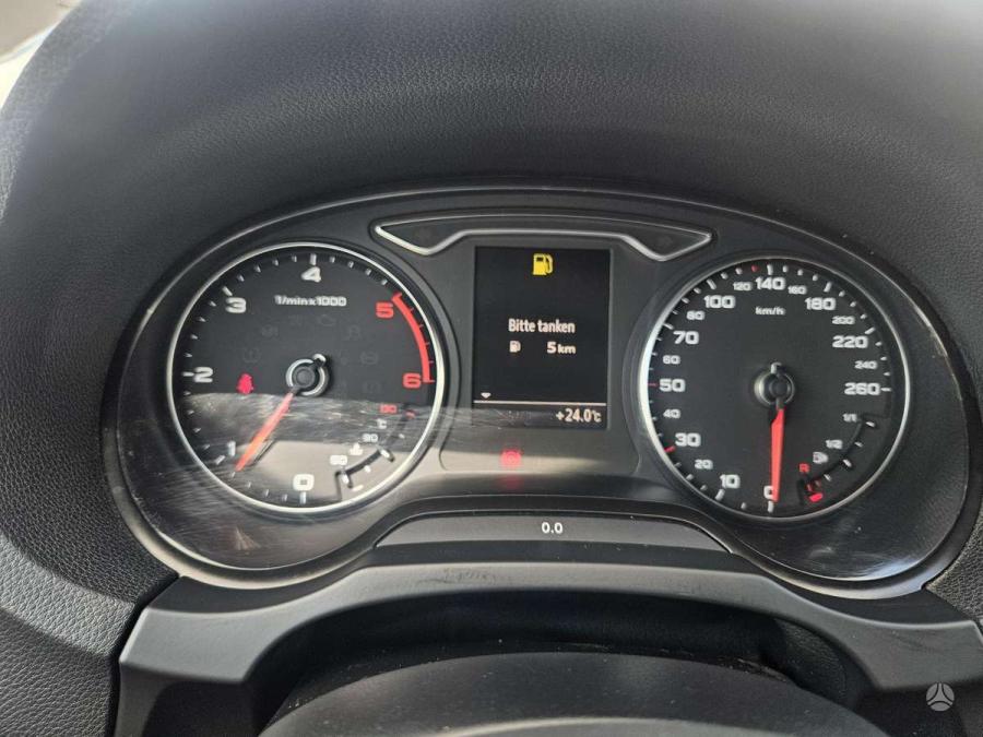 Grey Audi A3 2014 in Radviliskis, with an engine capacity of 1.60 L and mileage of 250 thousand km for 7300 €, photo 39 on AUTOMOTO.COM.LV