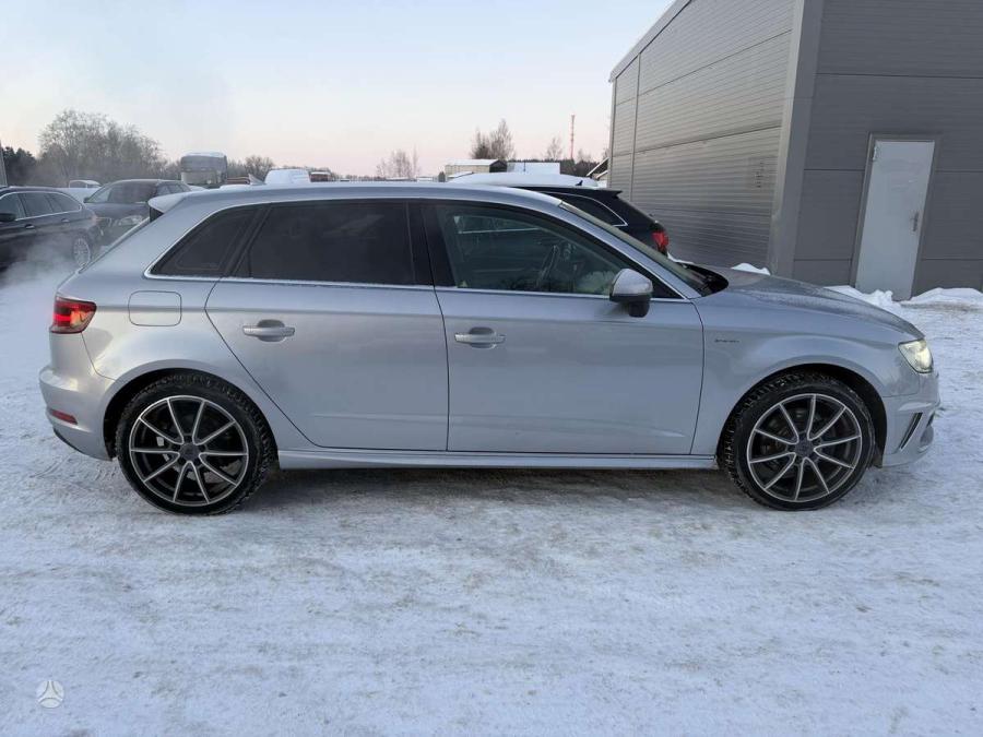 Pelēks Audi A3 2015 Utena, ar dzinēja tilpumu 1.40 L un nobraukumu 201 tūkst. km par 10500 €, foto 6 vietnē AUTOMOTO.COM.LV
