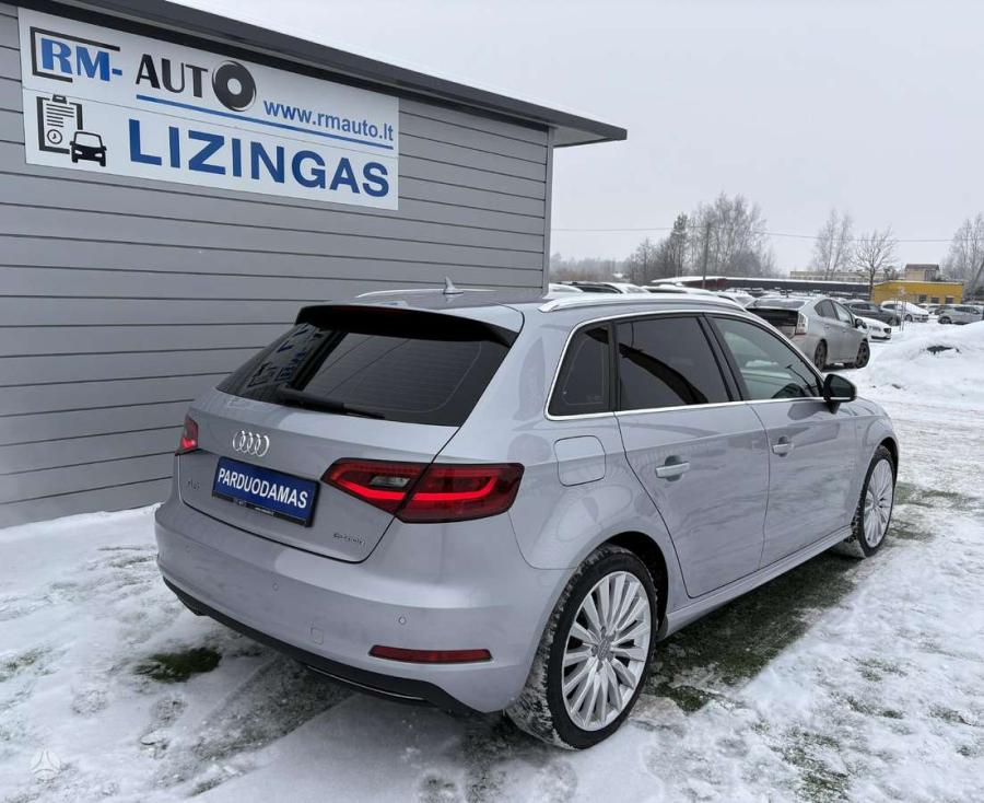 Pelēks Audi A3 2015 Panevēža, ar dzinēja tilpumu 1.40 L un nobraukumu 251 tūkst. km par 9300 €, foto 9 vietnē AUTOMOTO.COM.LV