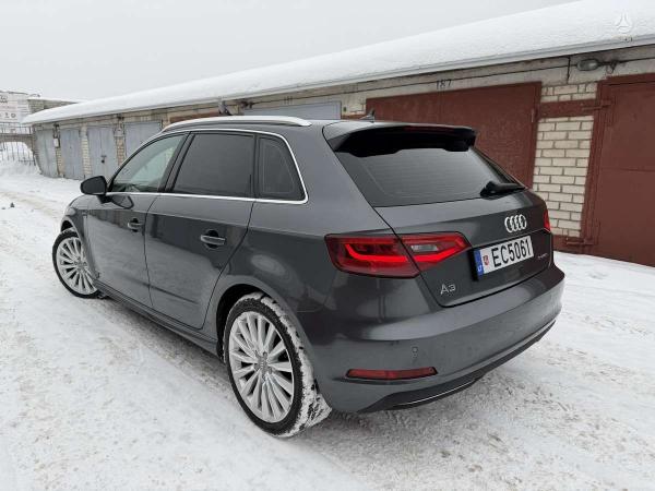Pelēks Audi A3 2015 Kauņa, ar dzinēja tilpumu 1.40 L un nobraukumu 290 tūkst. km par 7900 €, foto 1 vietnē AUTOMOTO.COM.LV