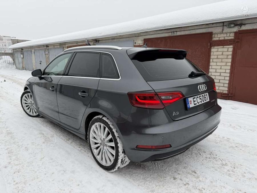 Grey Audi A3 2015 in Kaunas, with an engine capacity of 1.40 L and mileage of 290 thousand km for 7900 €, photo 1 on AUTOMOTO.COM.LV