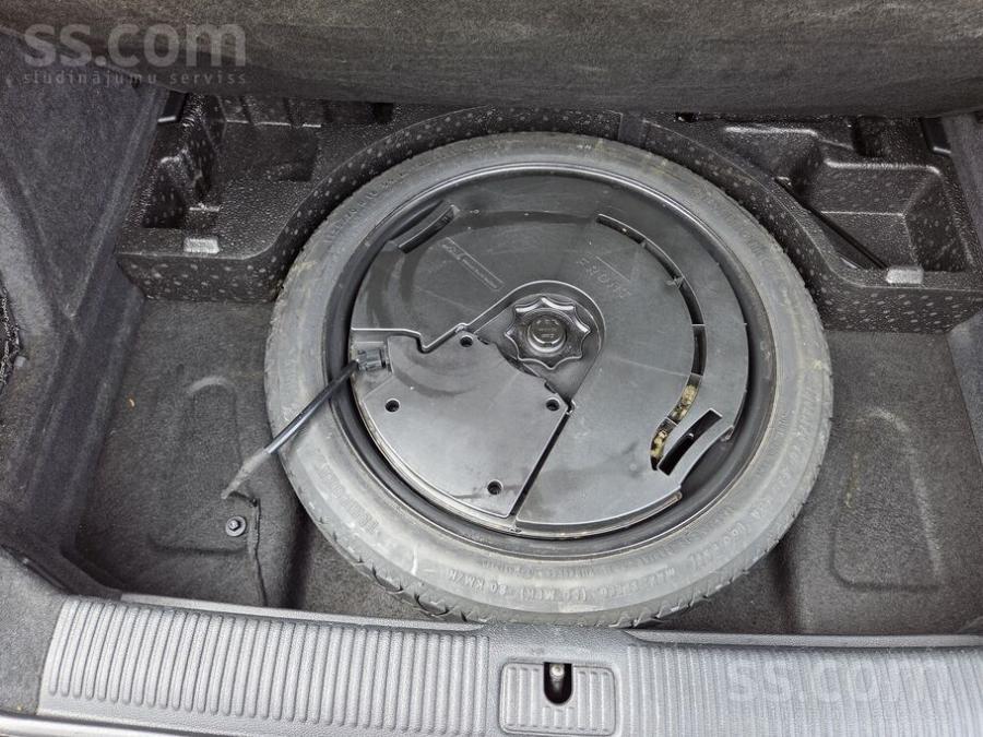 Grey Audi A3 2015 in Kuldiga, with an engine capacity of 2.00 L and mileage of 251 thousand km for 10990 €, photo 27 on AUTOMOTO.COM.LV
