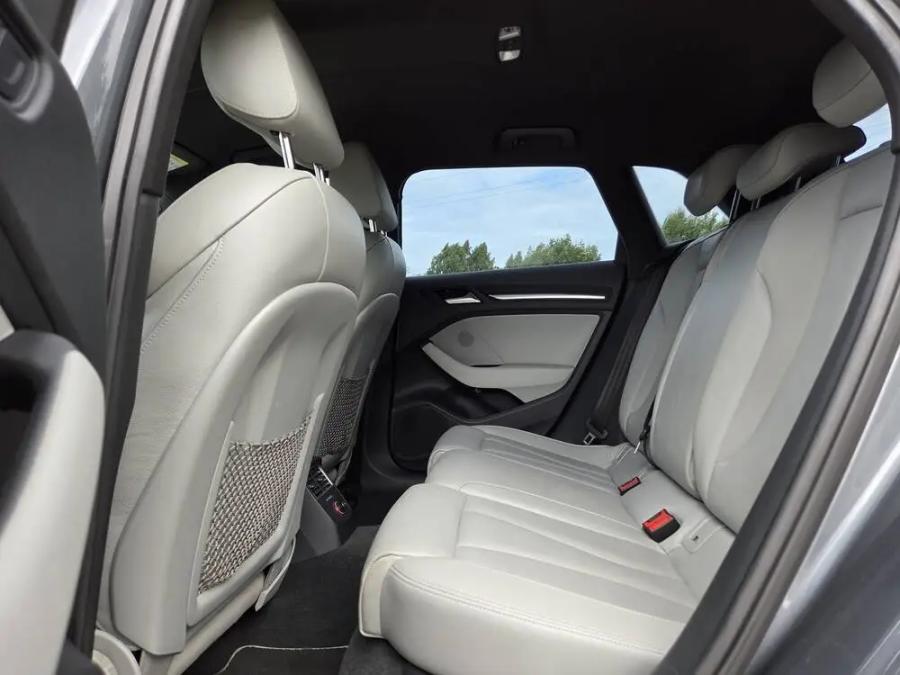 Pelēks Audi A3 2015 Kuldīga, ar dzinēja tilpumu 2.00 L un nobraukumu 251 tūkst. km par 10990 €, foto 23 vietnē AUTOMOTO.COM.LV