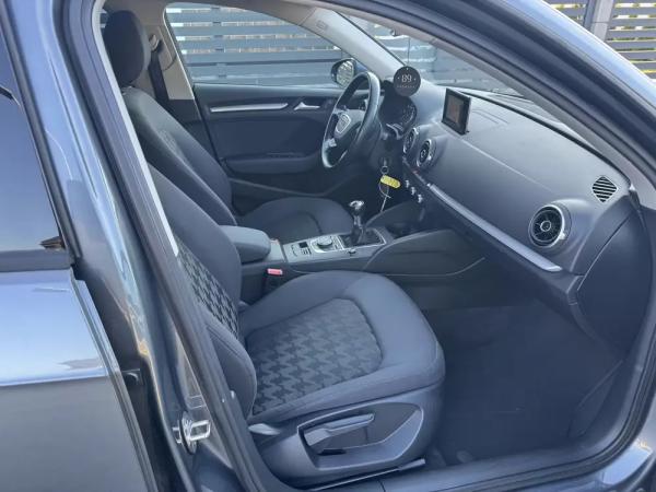 Pelēks Audi A3 2015 Jelgava, ar dzinēja tilpumu 1.60 L un nobraukumu 267 tūkst. km par 7990 €, foto 10 vietnē AUTOMOTO.COM.LV