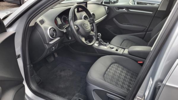 Grey Audi A3 2015 in Riga, with an engine capacity of 1.60 L and mileage of 220 thousand km for 9950 €, photo 3 on AUTOMOTO.COM.LV