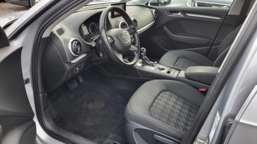 Grey Audi A3 2015 in Riga, with an engine capacity of 1.60 L and mileage of 220 thousand km for 9950 €, photo 4 on AUTOMOTO.COM.LV