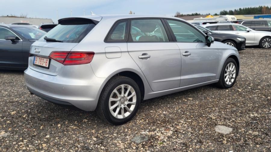 Grey Audi A3 2015 in Riga, with an engine capacity of 1.60 L and mileage of 220 thousand km for 9950 €, photo 7 on AUTOMOTO.COM.LV