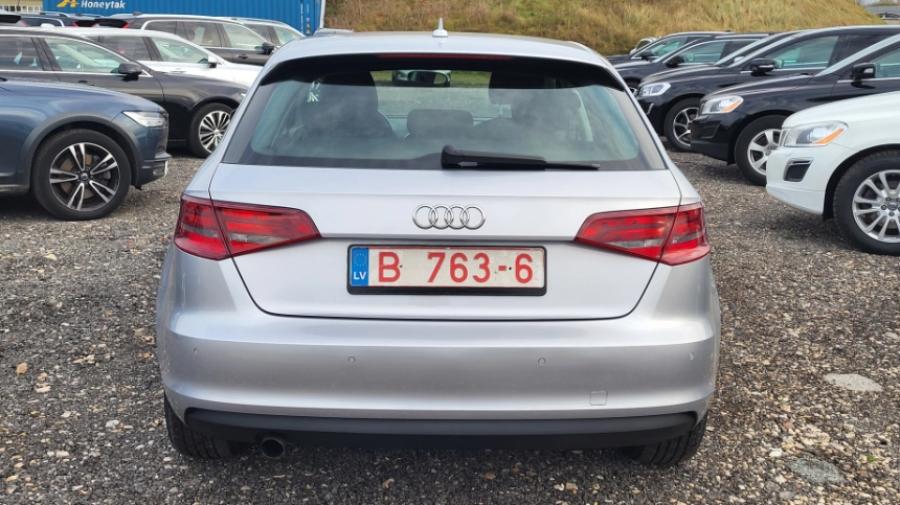 Grey Audi A3 2015 in Riga, with an engine capacity of 1.60 L and mileage of 220 thousand km for 9950 €, photo 8 on AUTOMOTO.COM.LV