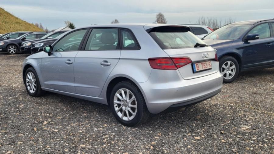 Grey Audi A3 2015 in Riga, with an engine capacity of 1.60 L and mileage of 220 thousand km for 9950 €, photo 9 on AUTOMOTO.COM.LV
