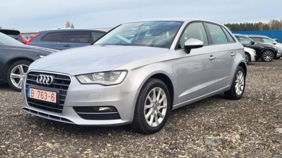 Grey Audi A3 2015 in Riga, with an engine capacity of 1.60 L and mileage of 220 thousand km for 9950 €, photo 19 on AUTOMOTO.COM.LV
