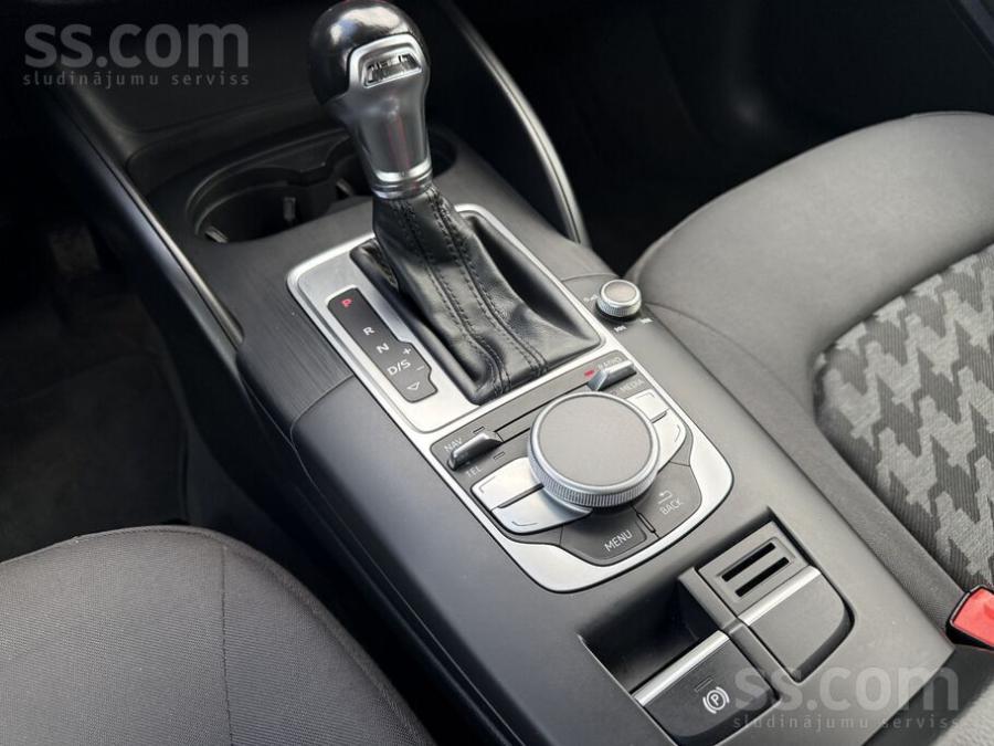Grey Audi A3 2015 in Ogre, with an engine capacity of 1.60 L and mileage of 204 thousand km for 8499 €, photo 10 on AUTOMOTO.COM.LV