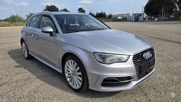 Pelēks Audi A3 2015 Marijampole, ar dzinēja tilpumu 1.40 L un nobraukumu 284 tūkst. km par 7950 €, foto 2 vietnē AUTOMOTO.COM.LV