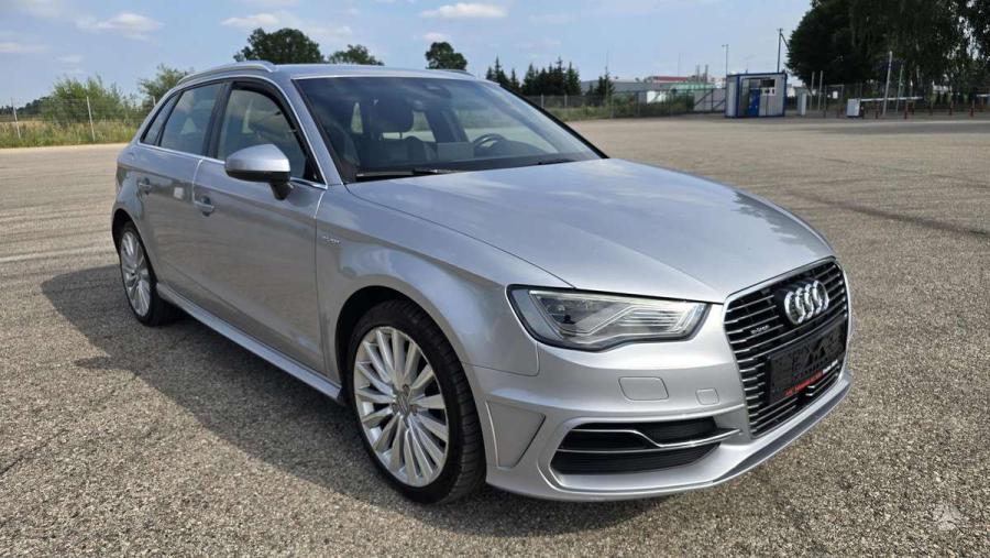 Pelēks Audi A3 2015 Marijampole, ar dzinēja tilpumu 1.40 L un nobraukumu 284 tūkst. km par 7950 €, foto 3 vietnē AUTOMOTO.COM.LV