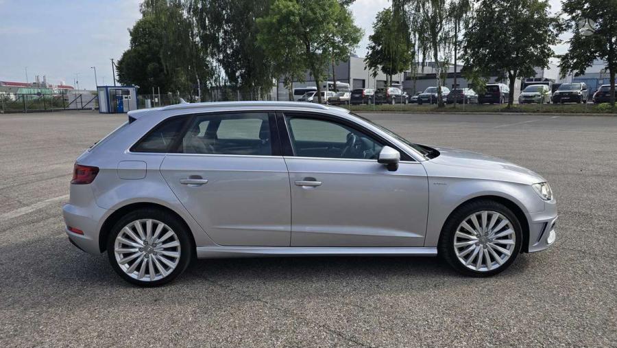 Pelēks Audi A3 2015 Marijampole, ar dzinēja tilpumu 1.40 L un nobraukumu 284 tūkst. km par 7950 €, foto 9 vietnē AUTOMOTO.COM.LV