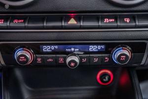 Серый Ауди А3 2015 в Каунас, объемом двигателя 1.60 л и пробегом 264 тыс. км за 9490 €, фото 17 на AUTOMOTO.COM.LV