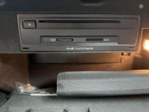 Grey Audi A3 2015 in Kaunas, with an engine capacity of 2.00 L and mileage of 329 thousand km for 8750 €, photo 37 on AUTOMOTO.COM.LV