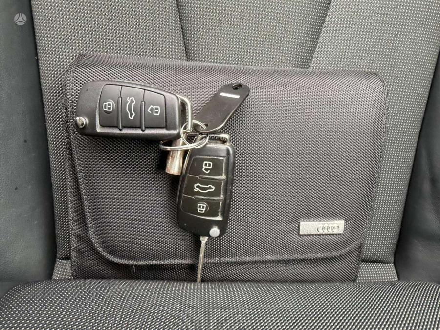 Grey Audi A3 2015 in Kaunas, with an engine capacity of 2.00 L and mileage of 329 thousand km for 8750 €, photo 41 on AUTOMOTO.COM.LV