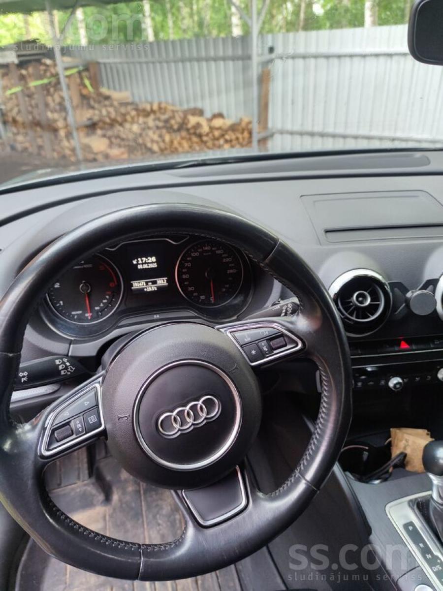Grey Audi A3 2016 in Daugavpils, with an engine capacity of 2.00 L and mileage of 191 thousand km for 1400 €, photo 5 on AUTOMOTO.COM.LV