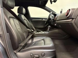 Pelēks Audi A3 2016 Viļņa, ar dzinēja tilpumu 1.40 L un nobraukumu 121 tūkst. km par 9390 €, foto 18 vietnē AUTOMOTO.COM.LV