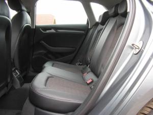 Grey Audi A3 2016 in Sigulda, with an engine capacity of 1.60 L and mileage of 211 thousand km for 10650 €, photo 20 on AUTOMOTO.COM.LV