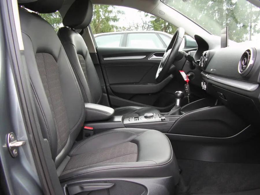 Grey Audi A3 2016 in Sigulda, with an engine capacity of 1.60 L and mileage of 211 thousand km for 10650 €, photo 24 on AUTOMOTO.COM.LV