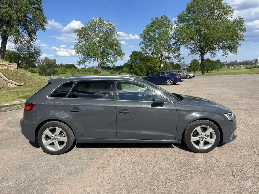 Grey Audi A3 2016 in Kaunas, with an engine capacity of 1.97 L and mileage of 218 thousand km for 13500 €, photo 5 on AUTOMOTO.COM.LV