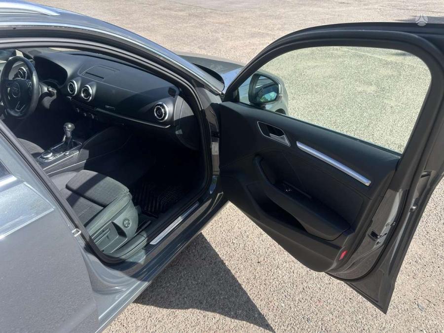 Grey Audi A3 2016 in Kaunas, with an engine capacity of 1.97 L and mileage of 218 thousand km for 13500 €, photo 15 on AUTOMOTO.COM.LV