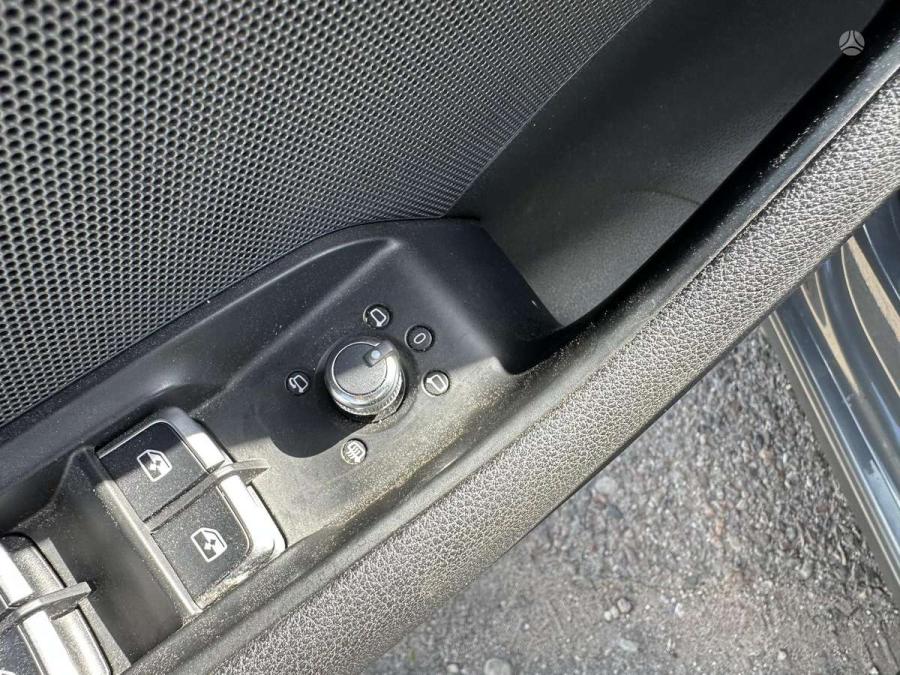 Grey Audi A3 2016 in Kaunas, with an engine capacity of 1.97 L and mileage of 218 thousand km for 13500 €, photo 30 on AUTOMOTO.COM.LV