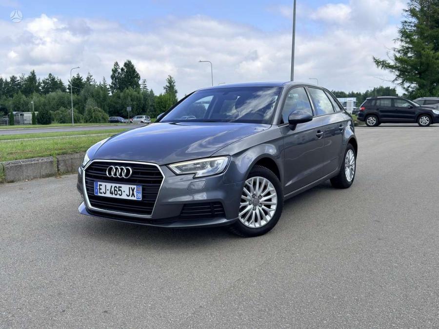 Pelēks Audi A3 2017 Panevēža, ar dzinēja tilpumu 1.60 L un nobraukumu 147 tūkst. km par 9990 €, foto 1 vietnē AUTOMOTO.COM.LV