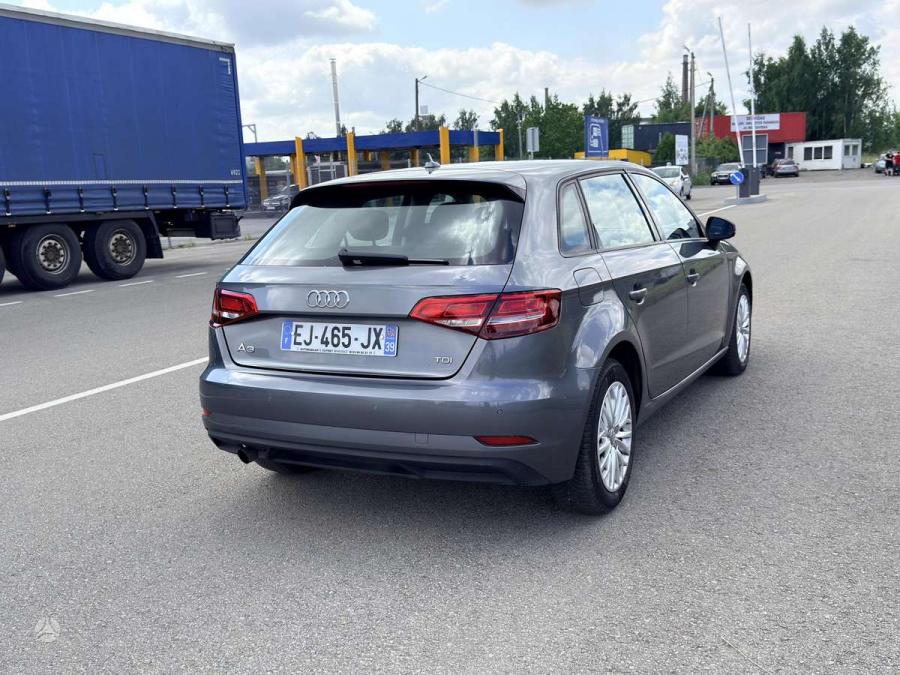 Pelēks Audi A3 2017 Panevēža, ar dzinēja tilpumu 1.60 L un nobraukumu 147 tūkst. km par 9990 €, foto 13 vietnē AUTOMOTO.COM.LV